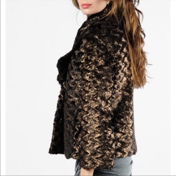 Alice + Olivia | Jackets & Coats | Alice Olivia Masha Metallic Faux Fur ...